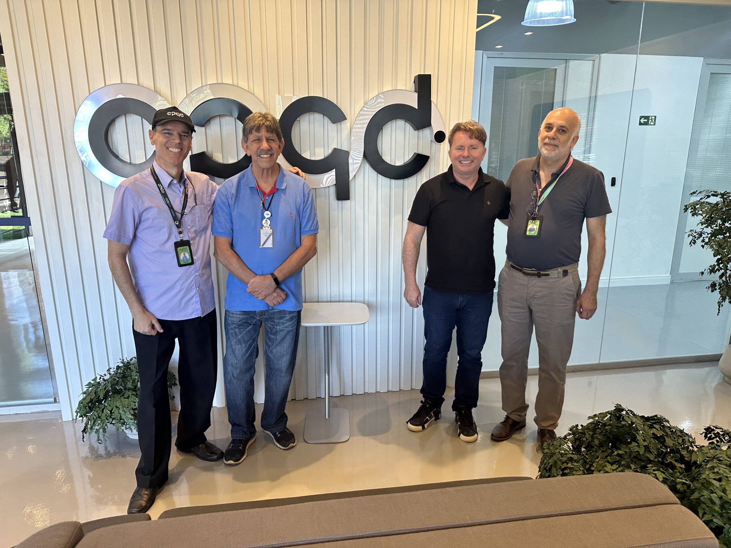 LECAR inicia aproximação com o CPQD de Campinas - Brasil, país digital ...